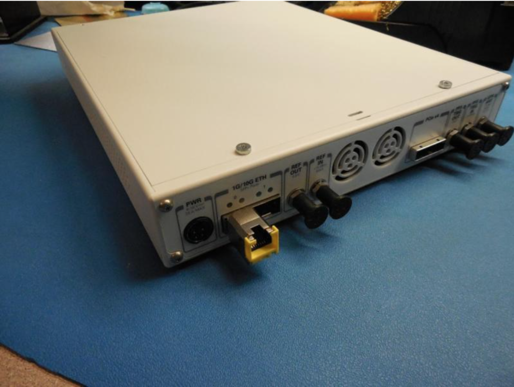 USRP X Series Quick Start (Daughterboard Installation) - Ettus ...